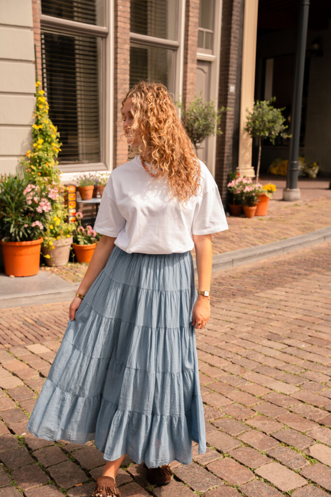 blue skirt vic boe - Jet's Favs